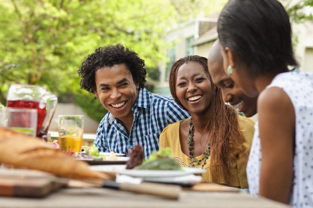 3 Major Benefits of Taking Part in Community Activities as a Student